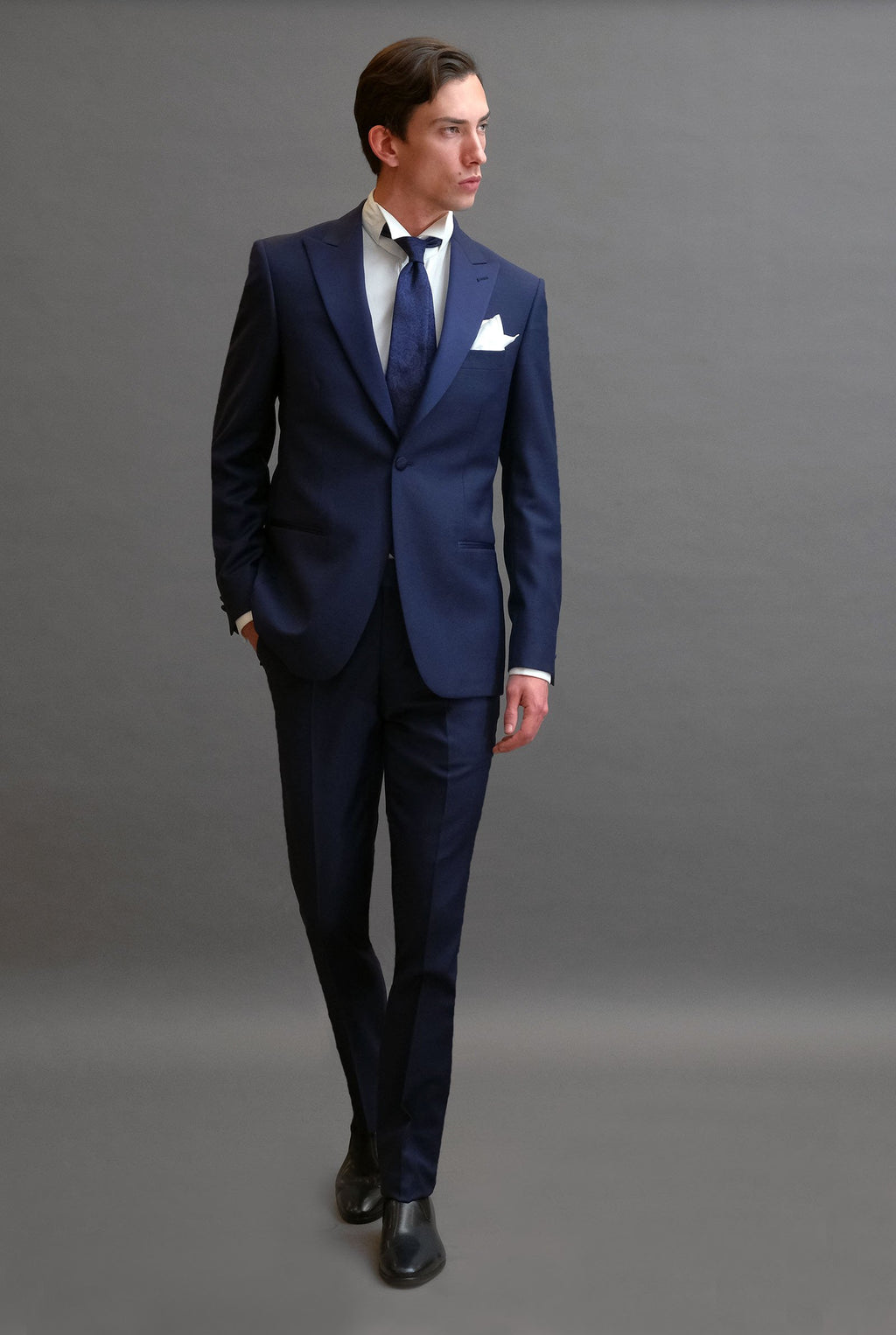 Blue wool sablé peak lapel tuxedo – Modesto Bertotto